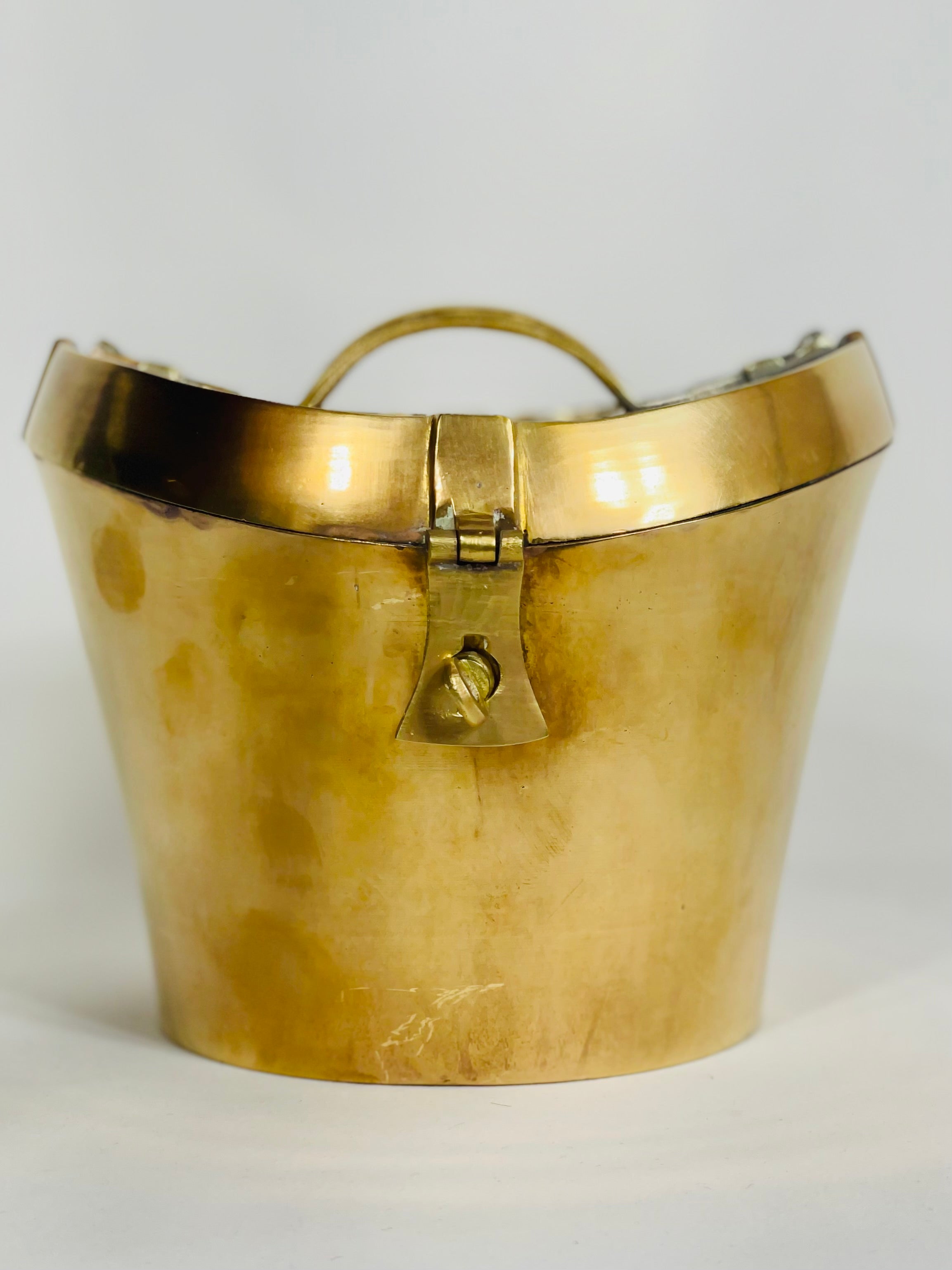 Vintage Mottahedeh Brass Antique Style Hat Box – Heritage Home Furnishings